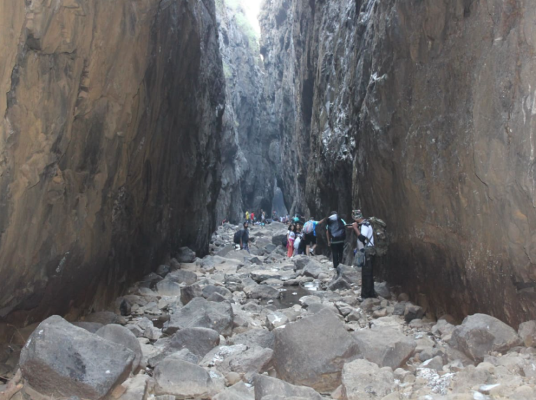 20 Places to Visit in Nashik - Temples, Forts & Vineyards